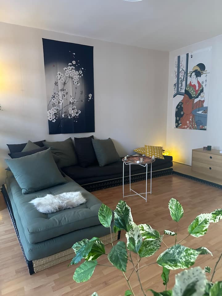Familyfriendly,  With Two Bedrooms And Balcony - Stockholm