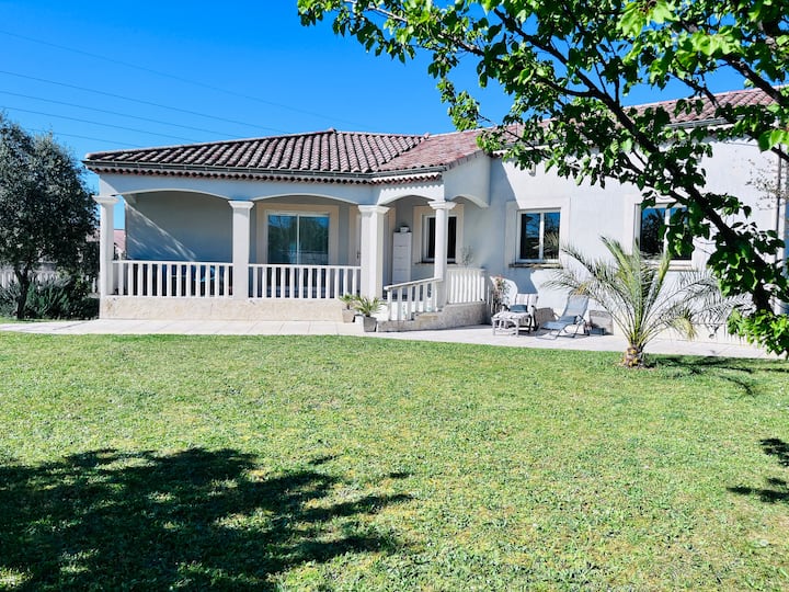 Maison 5 Chambres Pour 9 Personnes - Grand Jardin - Valence