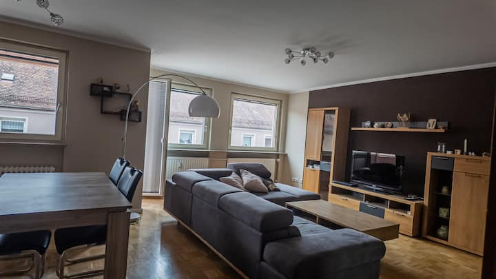 Zentral Gelegene Möblierte 4 Zi Wohnung Stadtpark - Nuremberg