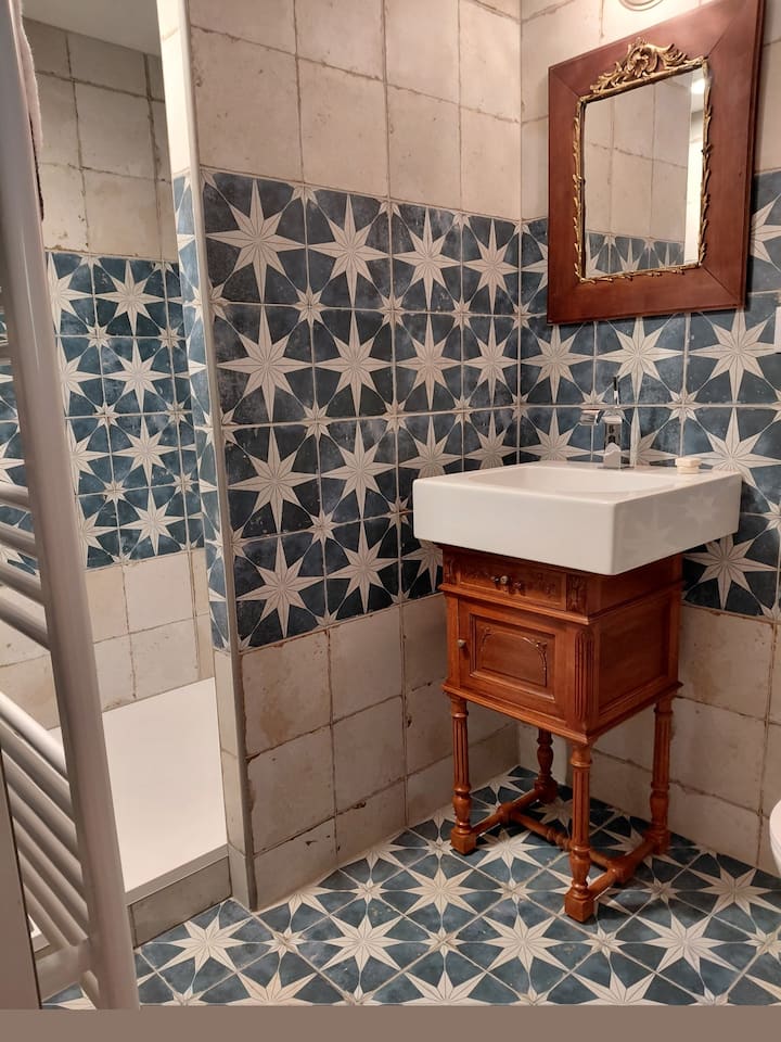 Gîte Tout Confort De 60 M2 Pour 4 à 6 Personnes - Montélimar