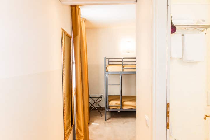 Camera Economy Con Letto A Castello - Garda