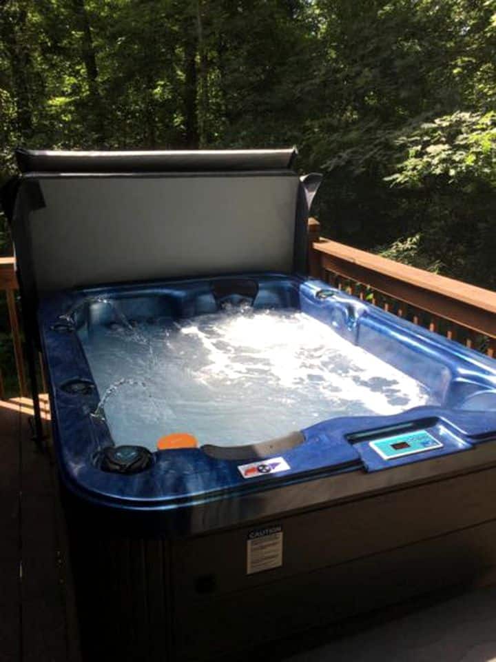 Nutmeg - Mammoth Cave, KY