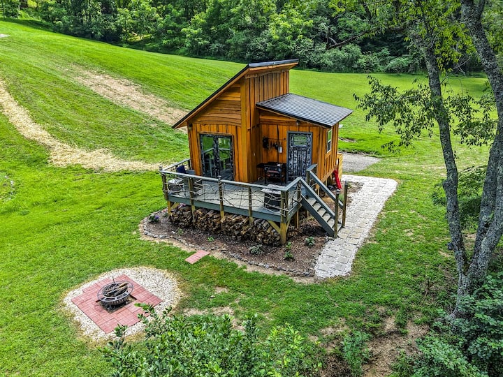 Tiny Cabin By Creek, Hillsville Va - Hillsville, VA