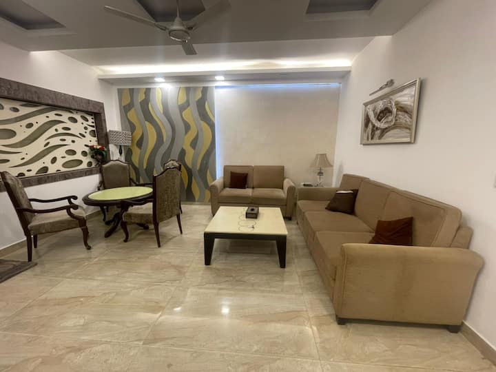 The Slate & Gold Suite - Faridabad