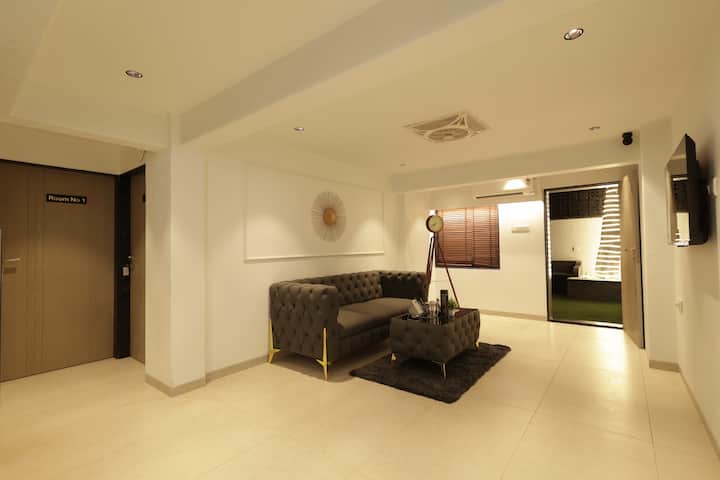 Chembur 8 Bedroom Family Stay Terrace Wifi Snooker - Mumbai