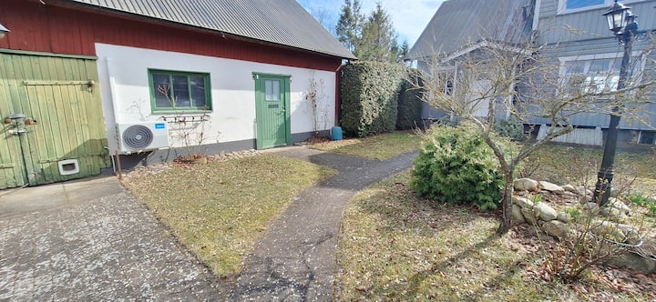 Marklägenhet Lite På Landet, 5 Km Till Centrum - Kristianstad