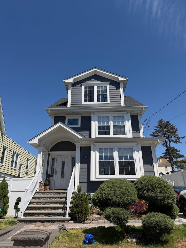 Home Near Nyc & Metlife Stadium - Montclair, NJ