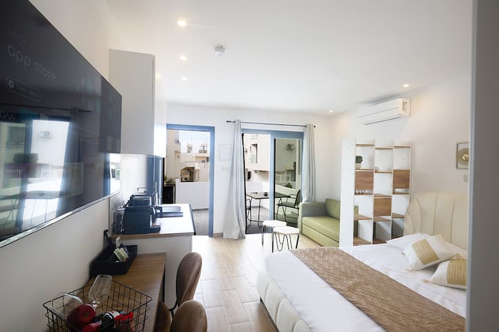 Thalpos 1 Cozy Studio In The Centre Of Ayia Napa - Nissi Beach