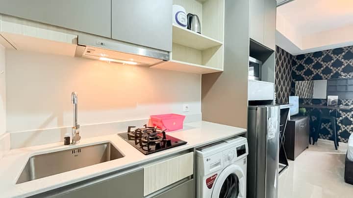 Gold Coast Sea View Apartment - Vintage Vibes - Jakarta