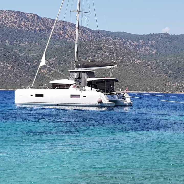 Göcek Lüks Katamaran Kiralama - Göcek