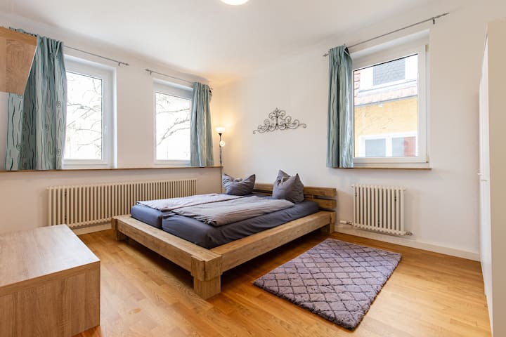 Haus Wendelgard 2 I Zentrale Lage I 5 Personen - Friedrichshafen