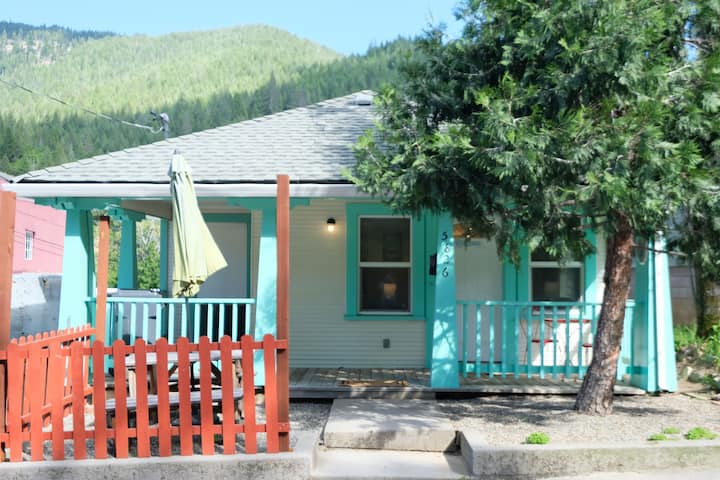 Little Shasta House - Dunsmuir, CA