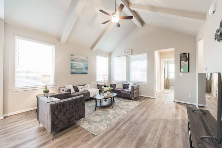 Tranquil Stay On Crossing Oak O#40872 - Missouri City, TX