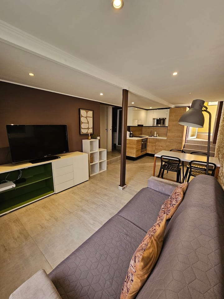 Superbe F2 à 5 Min à Pied Du Casino De Monte-carlo - Monte Carlo