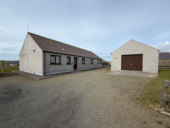 Ben Alder Spacious 3 Bedroom House - Stromness