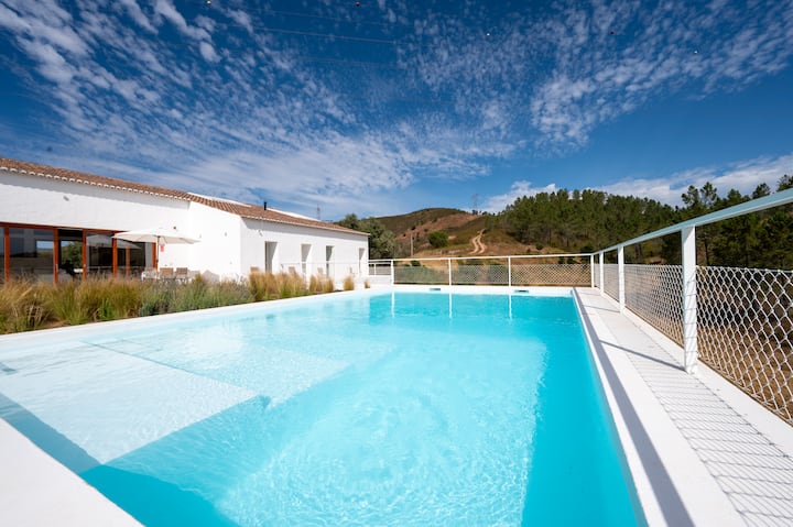 Monte Torquines | Casa De Campo Com Piscina - Saboia