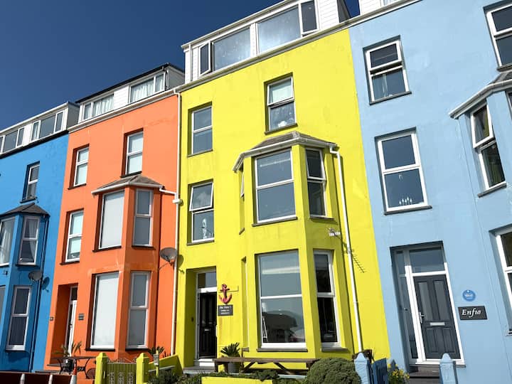 The View - Criccieth