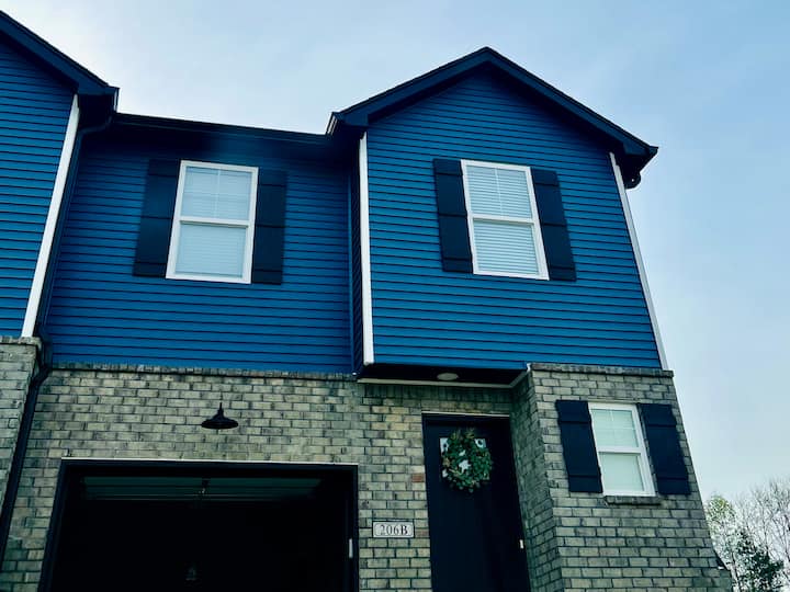 The Blue Nest - Elizabethtown, KY