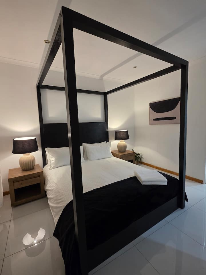 King's Golden Summit - Johannesburg