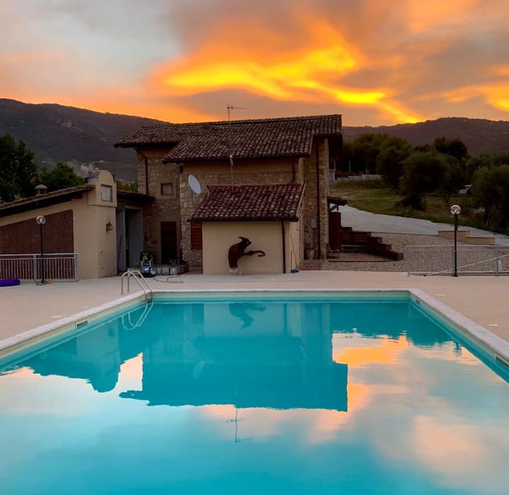 Tenuta La Radicale | Villa Con Piscina Vicino Roma - Monte Livata