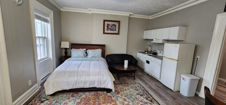 Beautiful Apartment Studio - Schenectady, NY