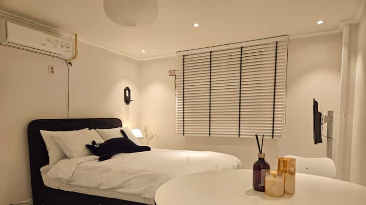 신규오픈/부산역1분/홍스테이/블랙&화이트 - Busan