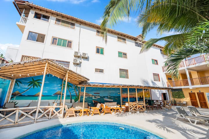 Apartamento En Máncora Con Piscina Y Aire Ac - Máncora