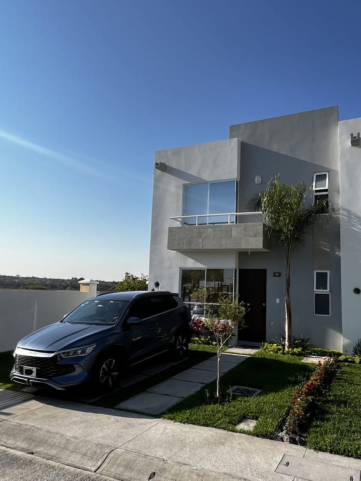 Casa En Cocoyoc: Jacuzzi Privado, Bbq Y Jardín - Oaxtepec