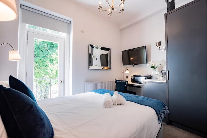 Second Floor Suite | Rathmines | Wifi & Comfort - Dublin