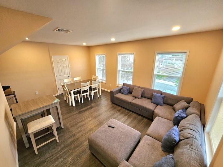 Montclair Apt W/attic Loft/ Free Parking/nyc Train - Montclair, NJ