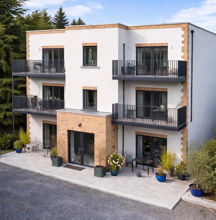 Stylish, Modern 1 Bed Apartment. Centrally Located - Clane