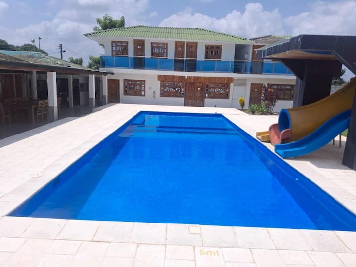 Cabaña Campo Amor - Montería