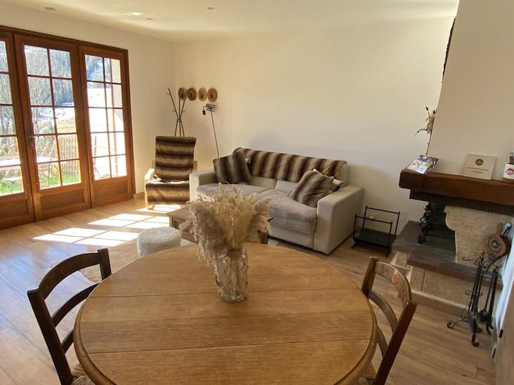 T2 Cosy Avec Cheminée Et Terrasse - 5 Min Valberg - Beuil