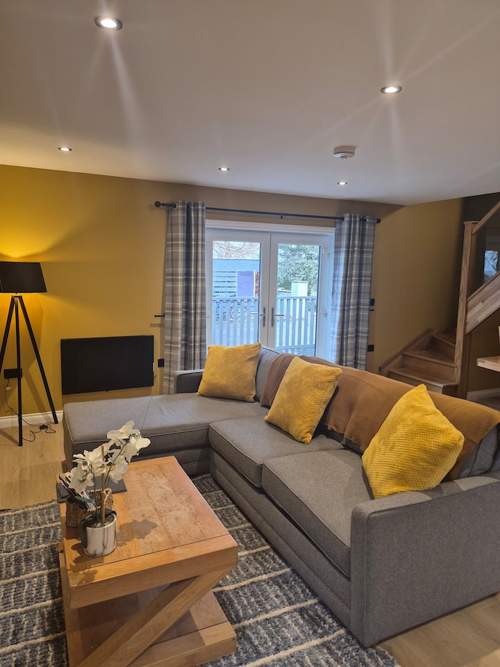 Luxury Cosy Snug For Up To 4 Guests - Loch Glass
