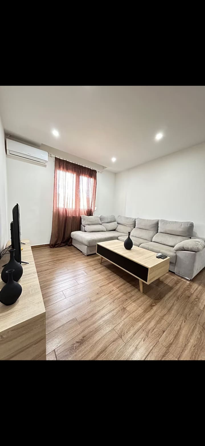 F3 Haut Standing Piscine Parking Salle De Sport - Oran