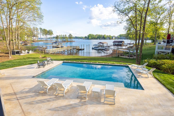 Wake & Chill Lkn | Dock, Pool & Fire Pit - ノーマン湖, NC