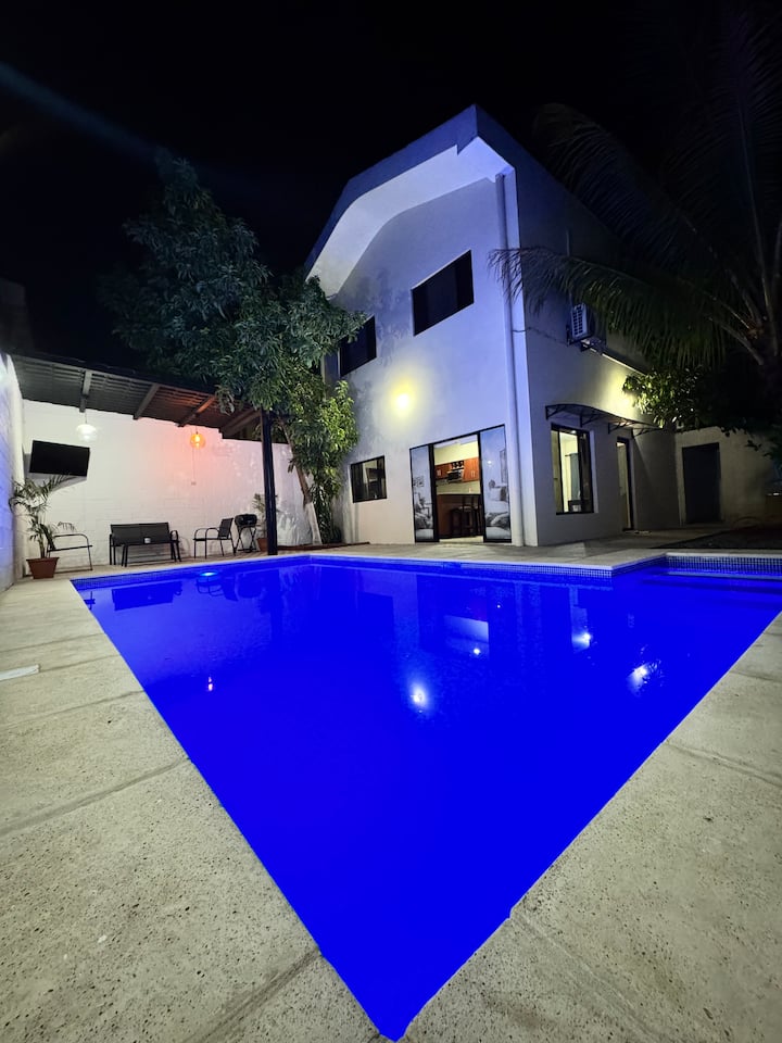 Casa Luna - El Salvador