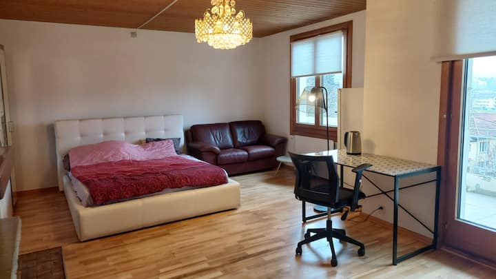 Room 2 Of 5 In Bolligen With Balcony - Bern