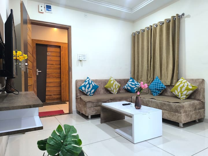 Aman Luxuriya 102 202 - Indore