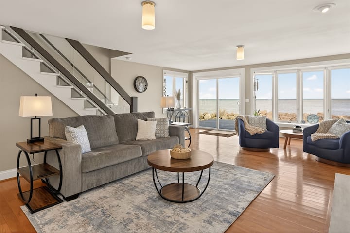 Waterfront | 4 Guests | 1 Bedroom | 2 Beds | 2 Ful - Hilton, NY