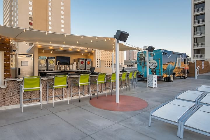 3 Comfortable Rooms In Prime Downtown Vegas - Las Vegas