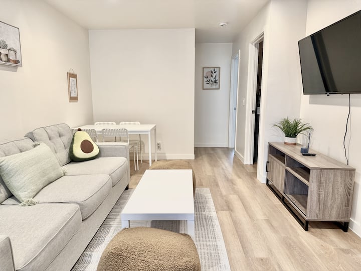 Comfortable Stay In A Convenient Tukwila Location - Des Moines, WA