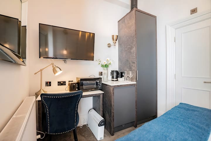 Bright Suite Near Portobello | Comfortable Stay - Dublin