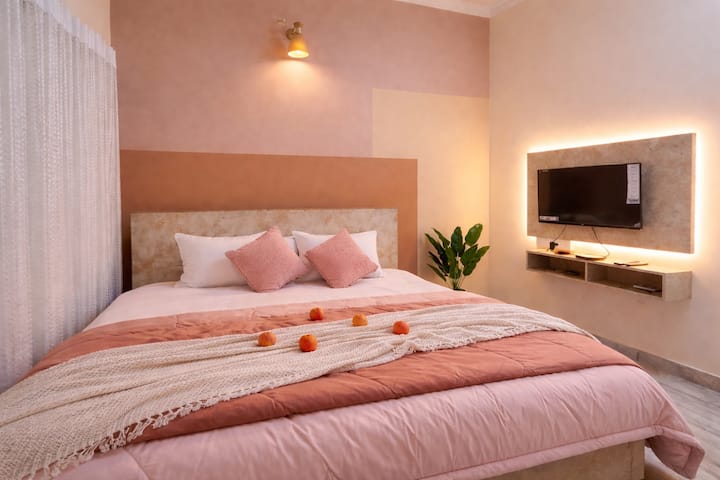 Casa Abode | Private 1bhk•prime Location•cozy Stay - China