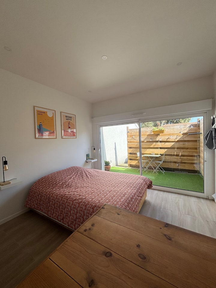 Studio Neuf Et Terrasse – Proche Plages/commerces - Saint-Vincent-de-Tyrosse