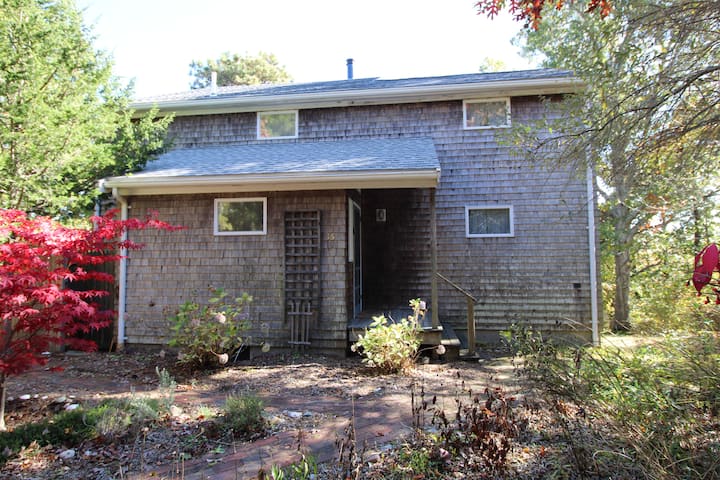 Wellfleet Retreat Near Beaches 2419 - Wellfleet, MA
