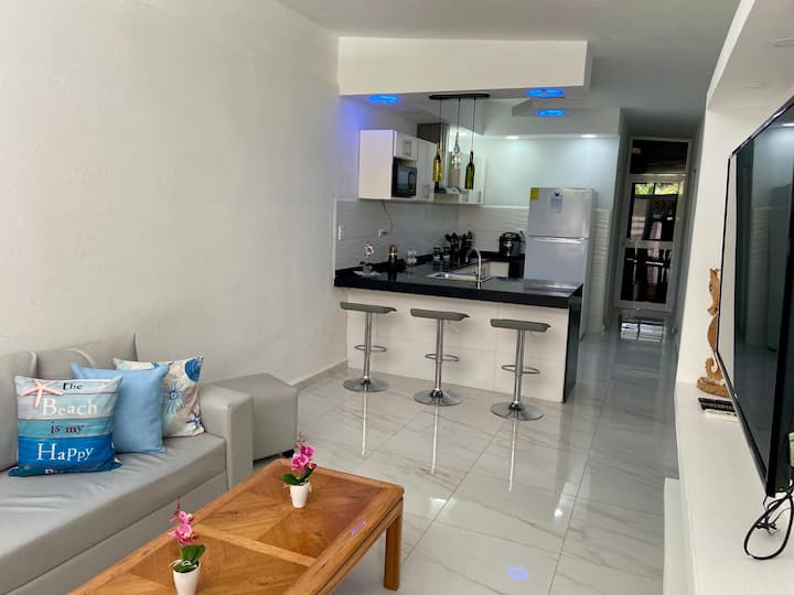 Modern Family Retreat•2 Bedroom •Full Ac & Terrace - Varadero