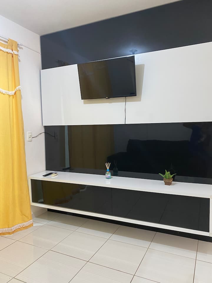 Casa Completa, E Bem Localizada - Joinville