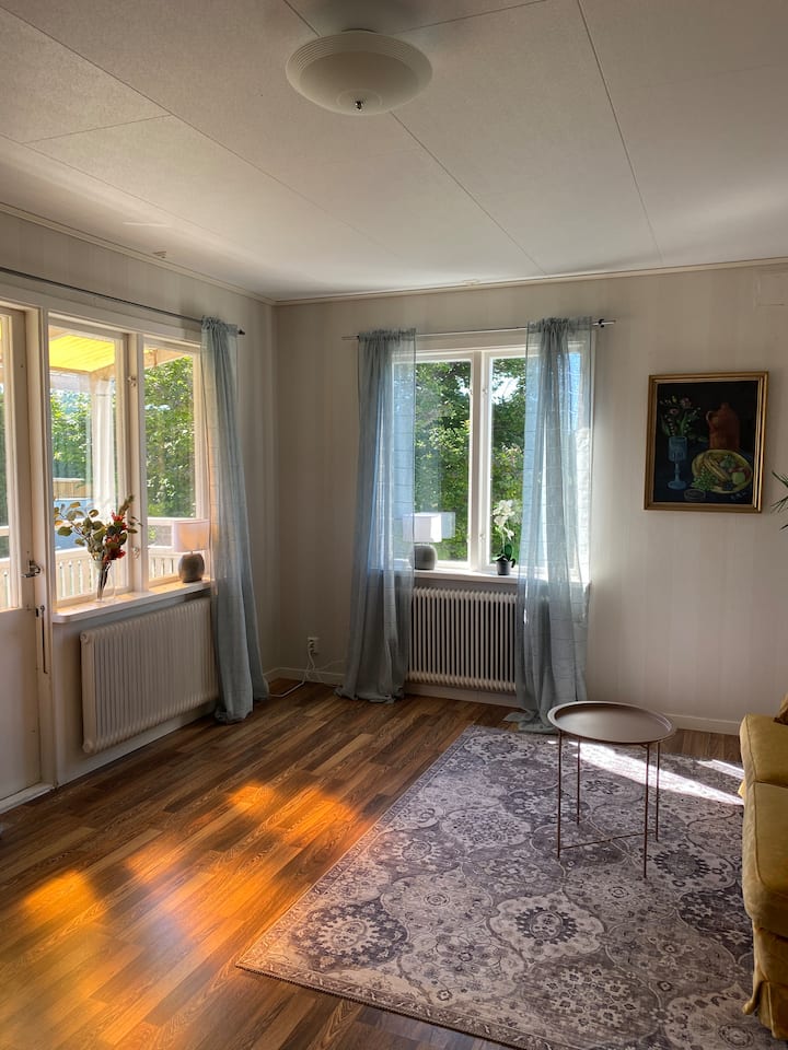 Two Nice Apt In The Same House - Grums