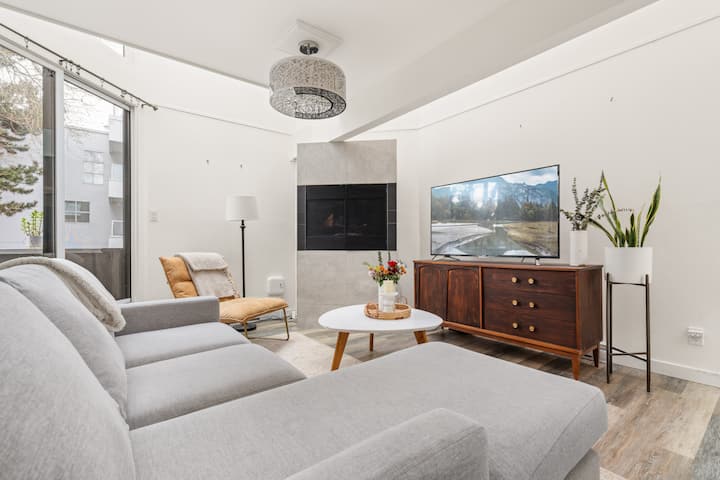 Bright & Modern 1br Stay In Kits | Walk To Beaches - Vancouver